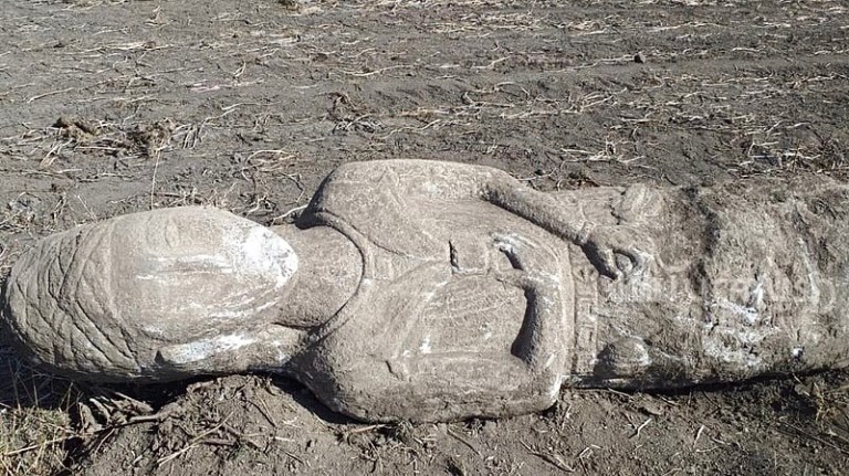 Farmer Discovers Giant Age-old Statue in Potato Field